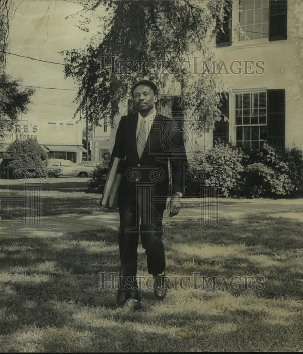 1972 Press Photo Probate Judge William McKinley Branch, Greene County, Alabama - Historic Images