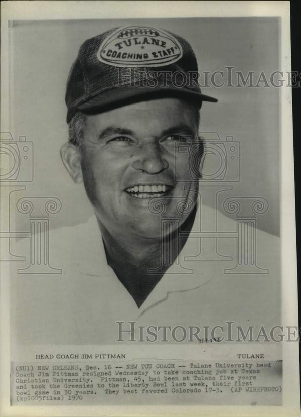 1970 Press Photo Tulane University head football Jim Pittman smiles - Historic Images
