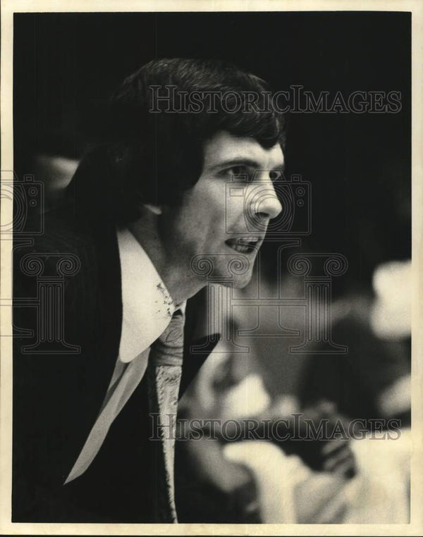 1973 Press Photo Houston Rockets Basketball Coach Johnny Egan - hps20220 - Historic Images