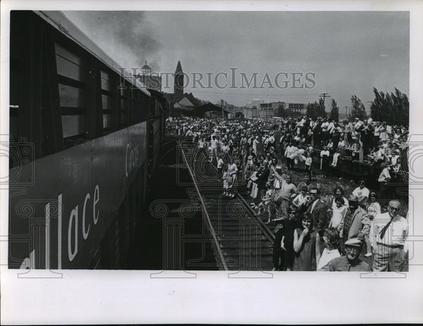 1966 Press Photo Circus Train Arriving in Milwaukee - mja69548 - Historic Images