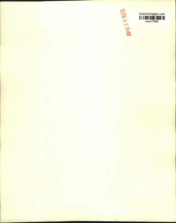 1976 Press Photo E. Barrett Prettyman and Jack Landau chat in Washington - Historic Images