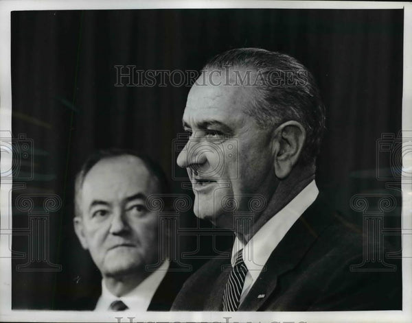 1962 Press Photo President Lyndon Johnson with Vice Pres. Hubert Humph ...