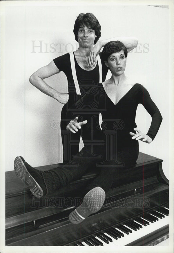 The team of Robert Shields and his wife as mime artists 1981 vintage promo photo print ...