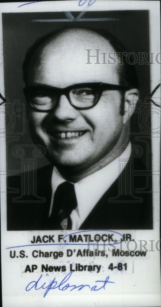 1981 Press Photo Jack Matlock US Charge D'Affairs AP - Historic Images