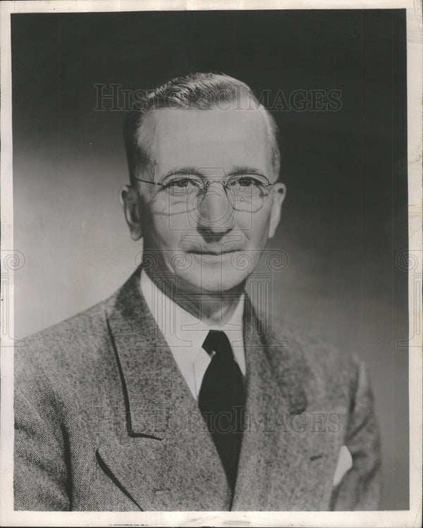 1952 Press Photo Donald MacGregor,Pres of Webster -Chicago Corp. - Historic Images