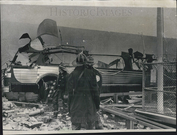 Depot debris at CTA Explosion 1969 Vintage Press Photo Print - Historic Images