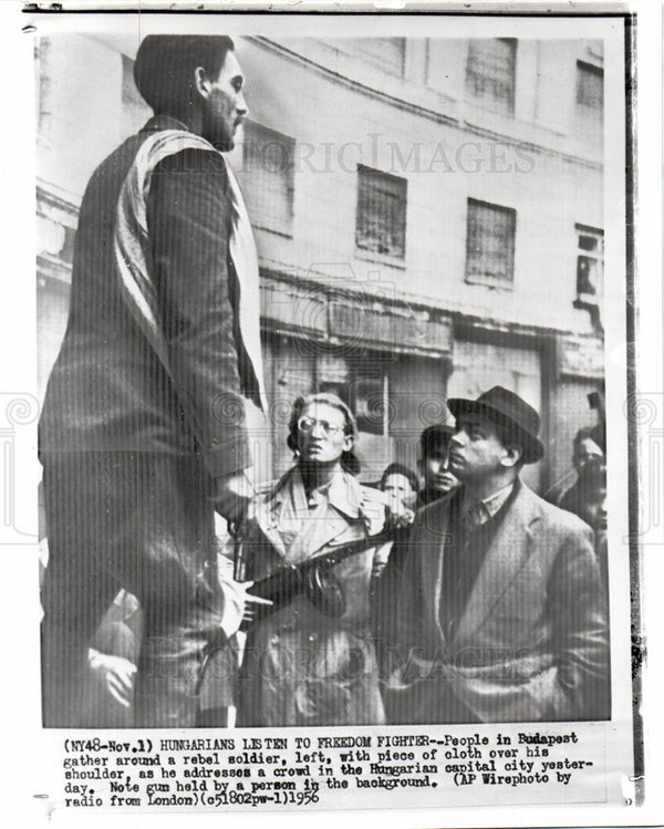1956 Hungary Soviet invasion freedom rebels - Historic Images
