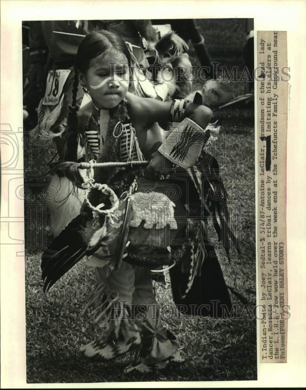 1987 Press Photo Antoine LeClair- L.I.H.A. Pow Wow- Tchefuncte Family - Historic Images