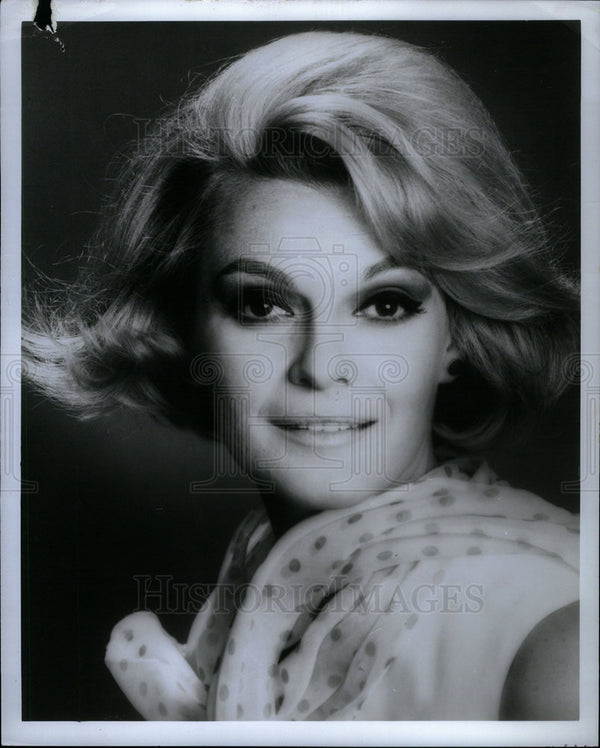 Press Photo Gail Kobe, Actress - DFPD00179 - Historic Images