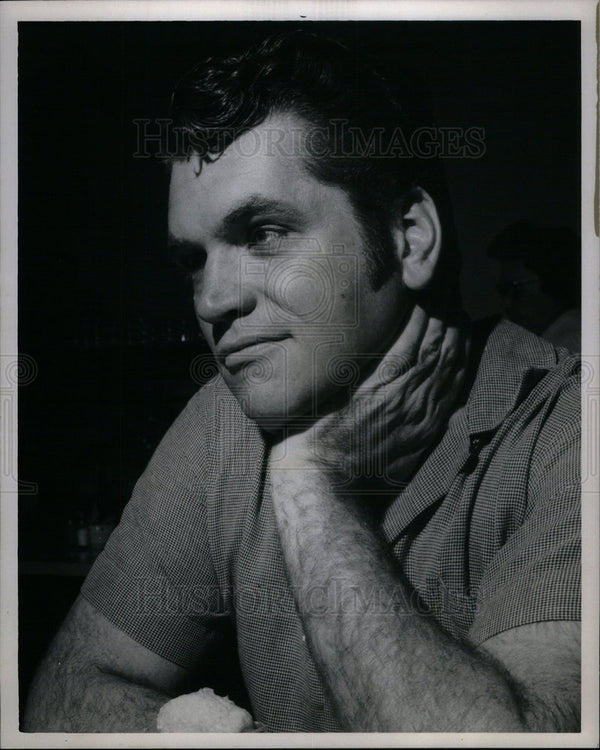 1966 Press Photo Bruce Yarnell actor - DFPD14827 - Historic Images