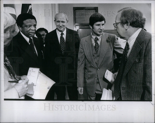 1977 Press Photo James Robinson U.S. Attorney Hart - DFPD69599 ...