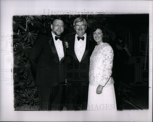 1989 Press Photo Steve Graham Steve Crain Mary Kay - Historic Images