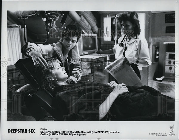 1988 Press Photo Cindy Pickett, Nia Peeples & Nancy Everhard in ...