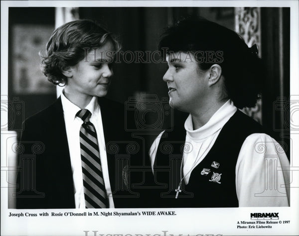 1998 Press Photo Joseph Cross and Rosie O'Donnell in "Wide Awake ...