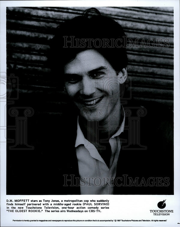 1987 Press Photo Actor D.W. Moffett TV Series "The Oldest Rookie ...