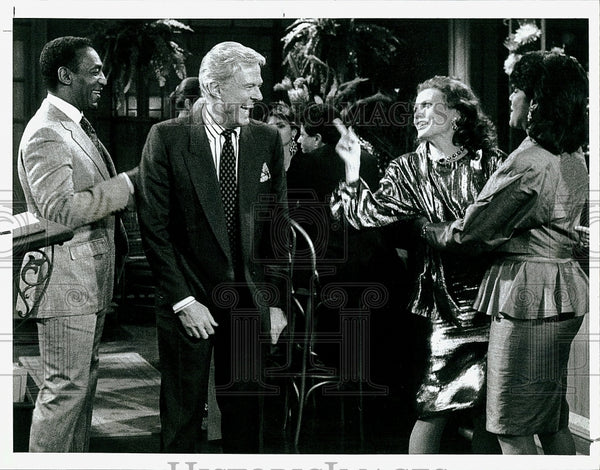 1987 Press Photo Scene From TV Series "The Cosby Show" - Historic Images
