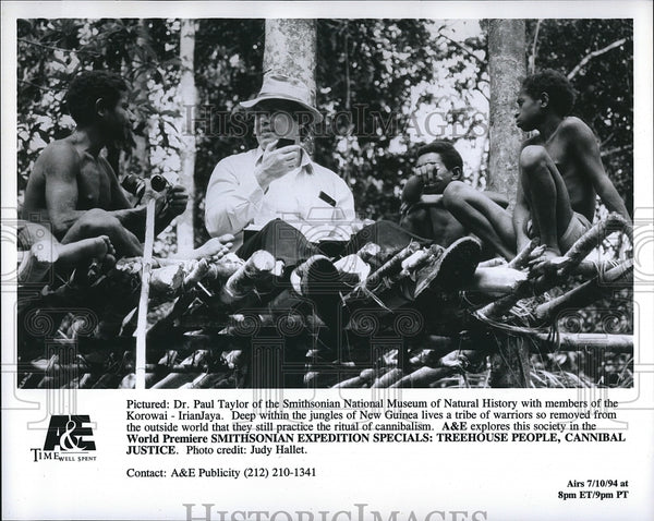 1994 Press Photo Dr. Paul Taylor on "A&E" - Historic Images