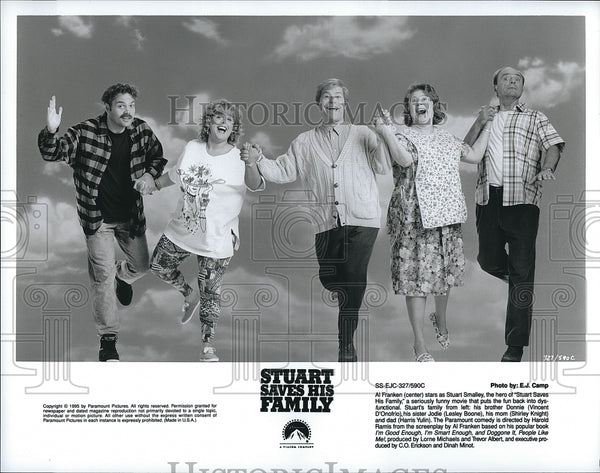 1995 Press Photo Stuart Saves His Family Film Cast Portrait Al Franken ...