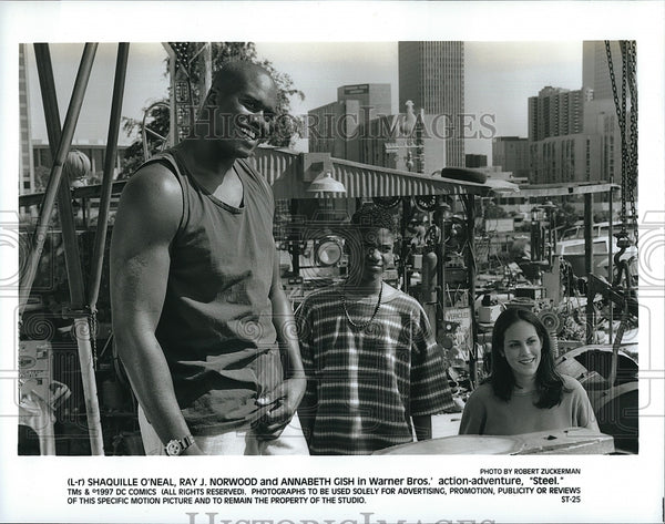 1997 Press Photo Actor Shaquille O'Neal & Ray J. Norwood In "Steel ...