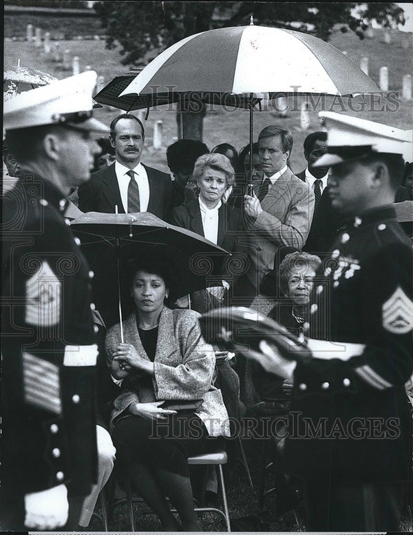 1987 Press Photo Actor Gerald McRaney & Mary Carver In "Simon & Simon ...