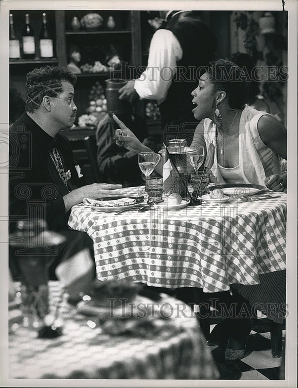 1989 Press Photo Actor Sinbad & Dawnn Lewsi in "A Different World ...