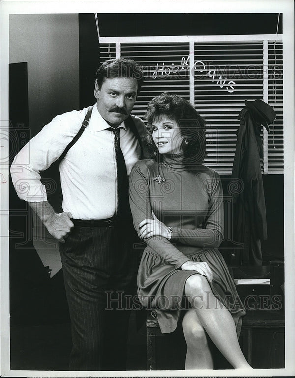 1986 Press Photo Stacy Keach and Lindsay Bloom in "The New Mike Hammer ...