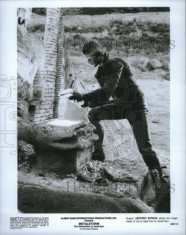 1983 Press Photo Actor Jeffrey Byron in "Metalstorm" - Historic Images