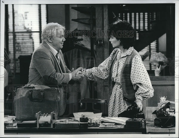 1984 Press Photo Actor Kenneth McMillan and Suzanne Pleshette in "The ...