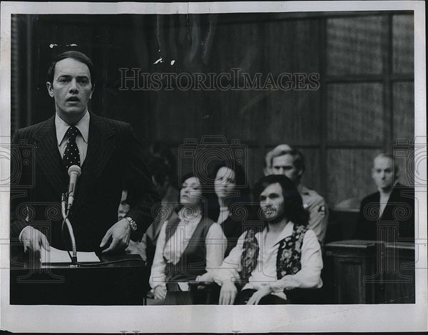 1976 Press Photo George DiCenzo, Steve Railsback, "Helter Skelter ...