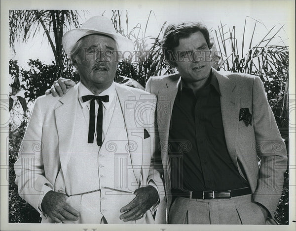 1981 Press Photo David Selby Howard Duff Actors The Intruder - Historic ...