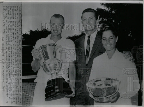 1965 Press Photo Bill Lenoir Stephanie DeFina Tennis- RSA02067 ...