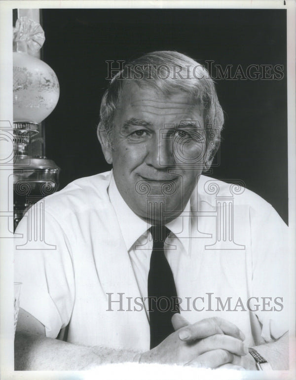 1984 Press Photo Nicholas Colasanto Cheers Ernie Pantus - Historic Images