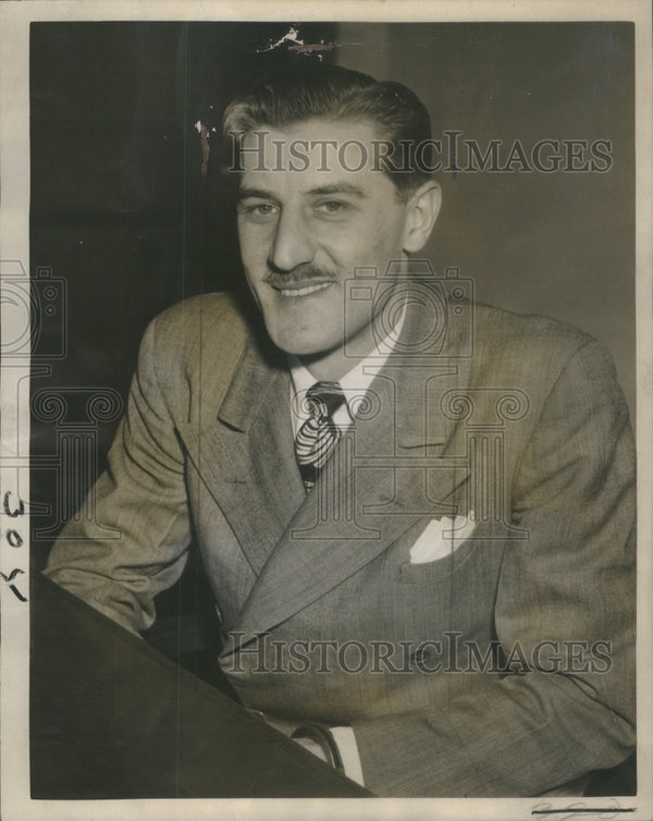 1944 Press Photo Judge Rudolph Desort criminal Court defense attorney ...