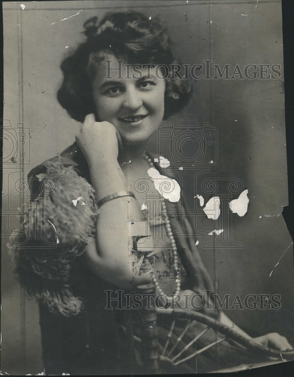 1924 Press Photo Eleanor Barnes. - Historic Images