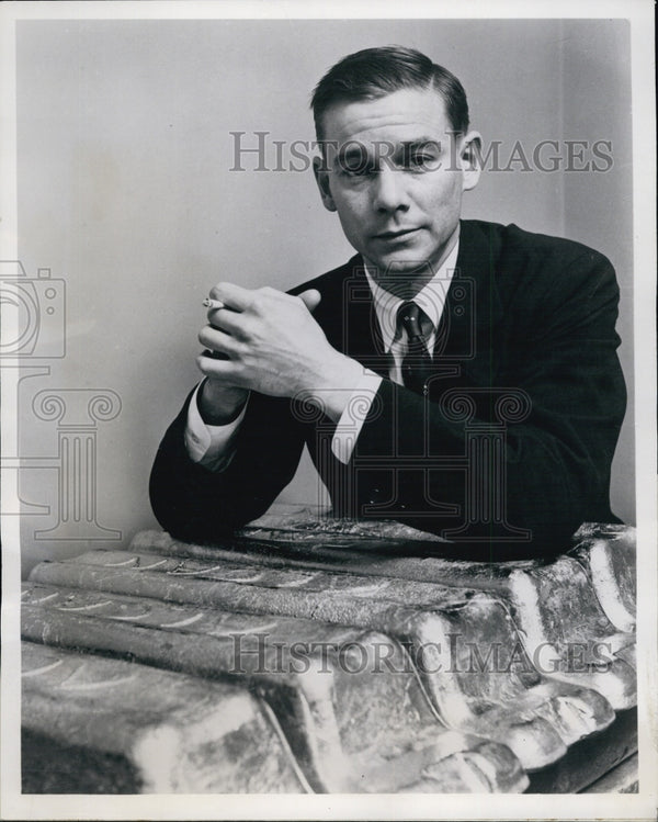 1956 Press Photo Nathaniel V.Davis, Pres. of Aluminum Limited ...
