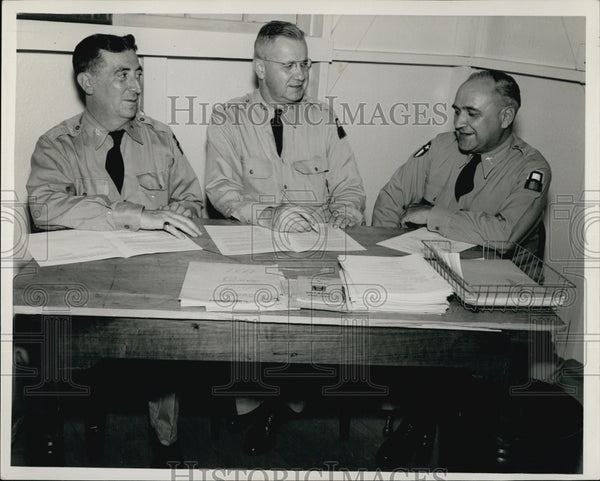 1951 Press Photo Maj. Morris Snyder, Col. Gordon Hale, Col. Fred ...