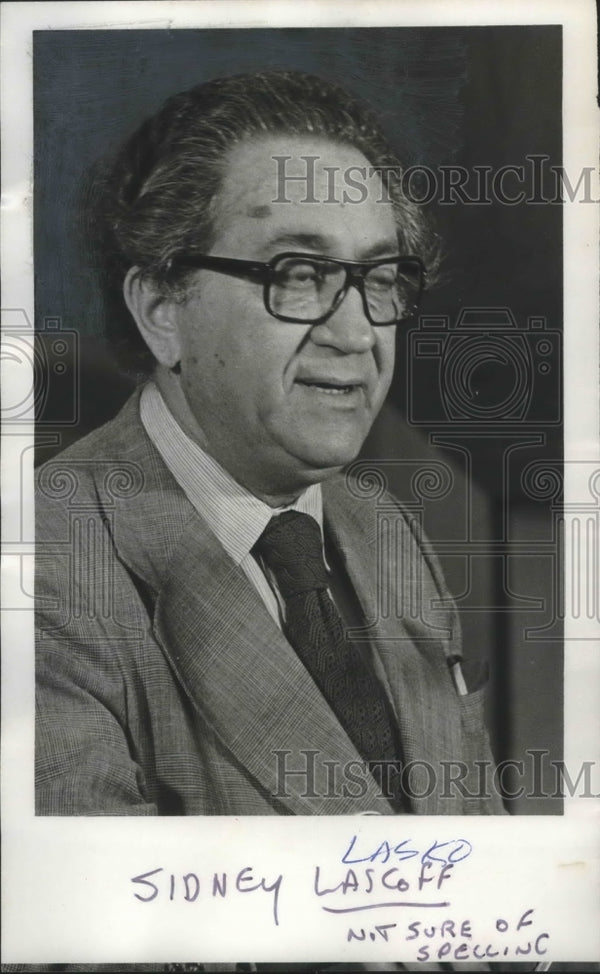1974 Press Photo Sidney Lasko W., Business Executive - Historic Images