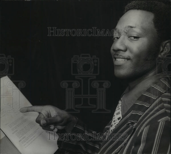 1972 Press Photo New York Giants Football Player Jim Holifield, Miles ...