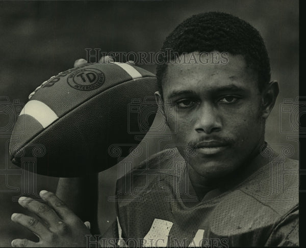 1983 Press Photo Warrior quarterback Gerald Bailey - abns07456 ...