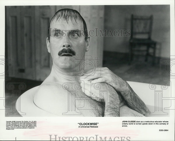 1986 Press Photo John Cleese, Actor, in Comedy Film "Clockwise ...