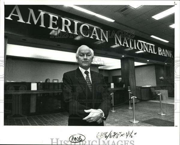 1990 Press Photo Richard Wise of the American National Bank - Historic ...