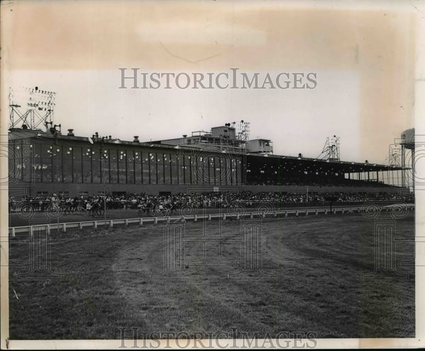 1963 Press Photo: Northfield Park Horse Racing Track - cvb28793 ...