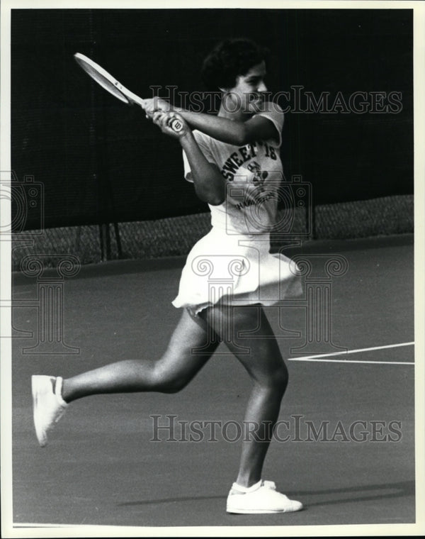 Press Photo Cecelia Fernandez - cvb32511 - Historic Images