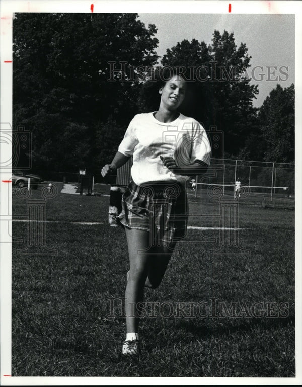 1991 Press Photo Alison Virgei, Cross Country Runner for Avon HI ...