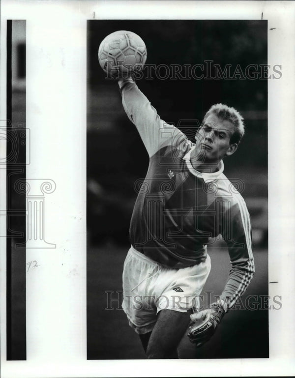 1989 Press Photo Blake New, CSU Soccer goalie for Maxie - cvb52274 ...