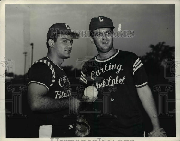 Press Photo Catcher Joe Iesularo & Pitcher Michael Giacci - cvb63963 ...