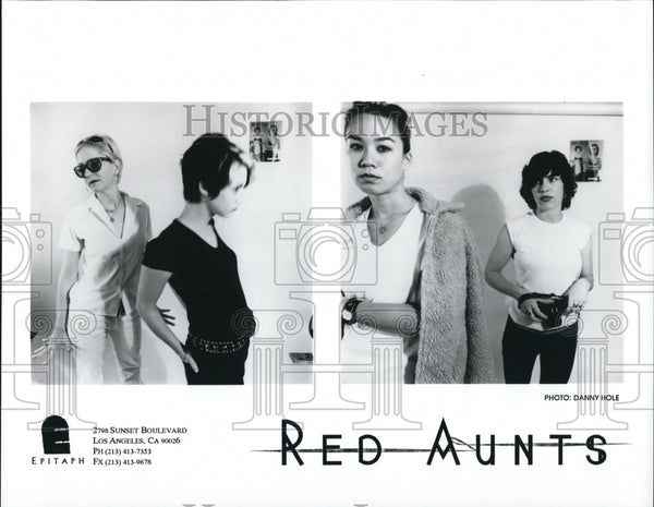 Undated Press Photo Red Aunts - Historic Images