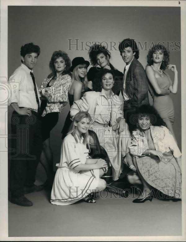 1988 Press Photo Nightingales Reed rudy Susan Walters Britta Phillips ...