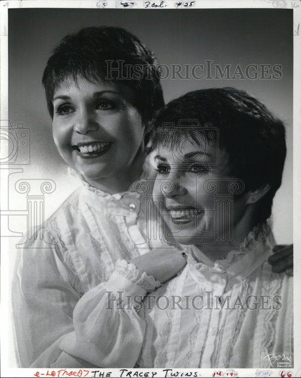 1983 Press Photo The Tracey Twins - Historic Images