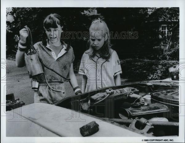 1985 Press Photo Kim Hauser in "Jeeter Mason and the MagicHeadset" - c ...